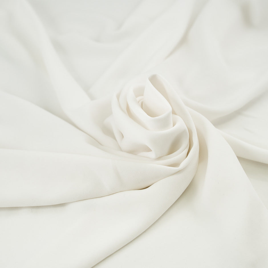 Fluid And Falling Polyester Cady – EVA re-source